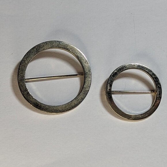 Jewelry | Vintage Pair Circular Silver Tone Pins Large And Small ...